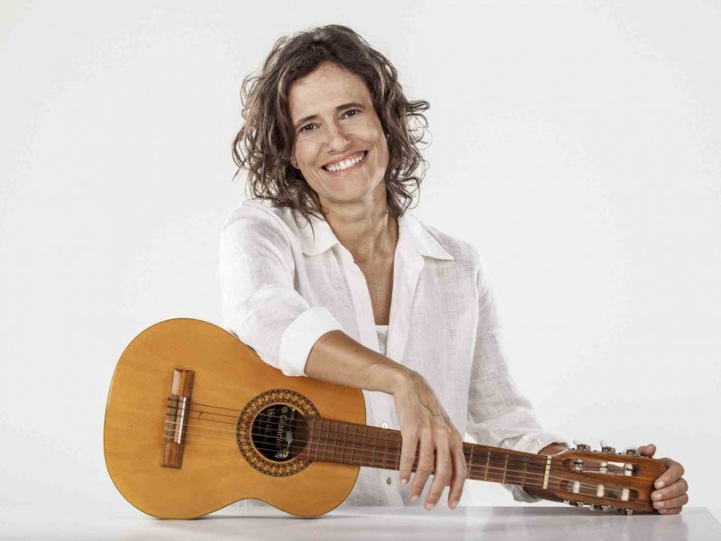 Zélia Duncan comemora 40 anos de carreira com ‘Pelespírito’