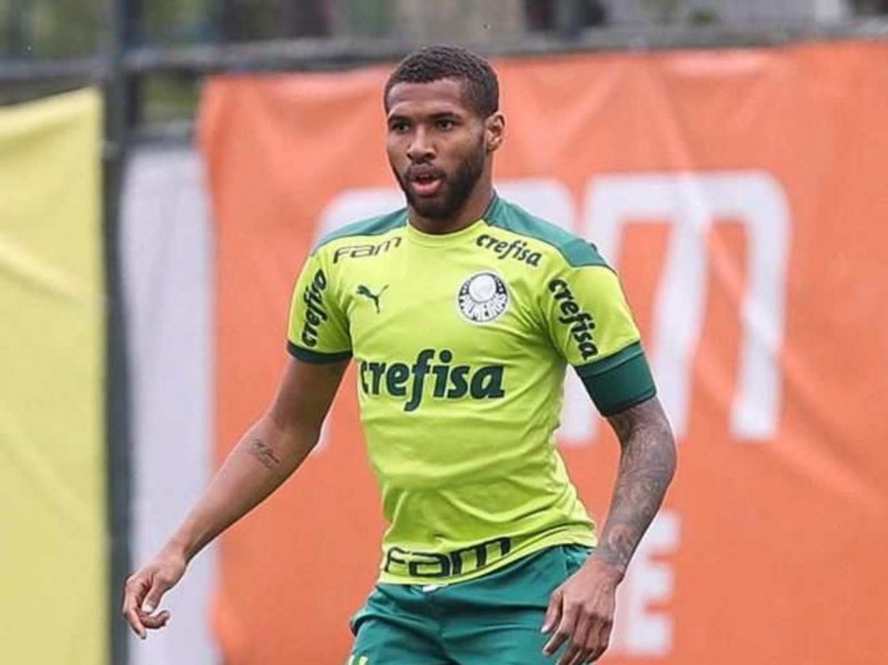 Wesley joga, mas vai ser julgado