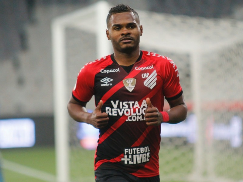 Nikão vai jogar pelo São Paulo e não pelo Internacional