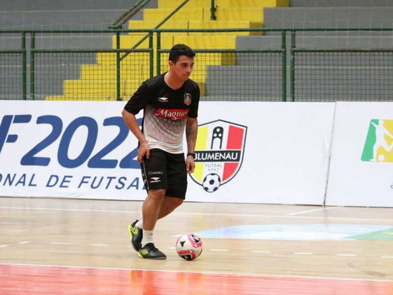 Magnus Futsal joga em Blumenau pela LNF