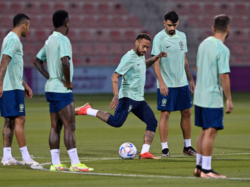 Brasil começa a busca pelo hexa