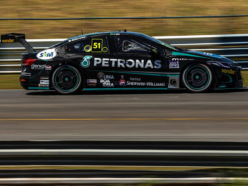 Átila Abreu abre a temporada da Stock Car com vice-liderança em Goiânia