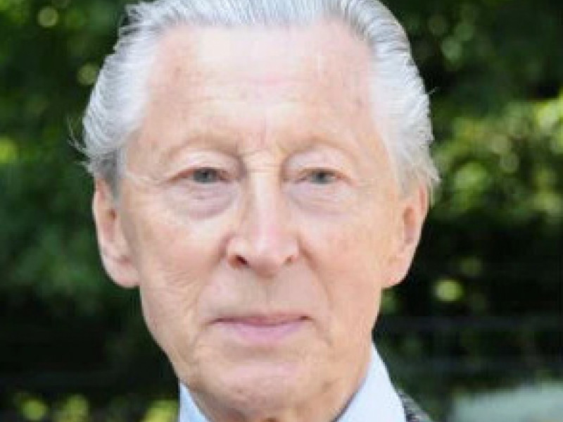 Morre o ator Murray Melvin, de o Fantasma da Ópera, aos 90 anos