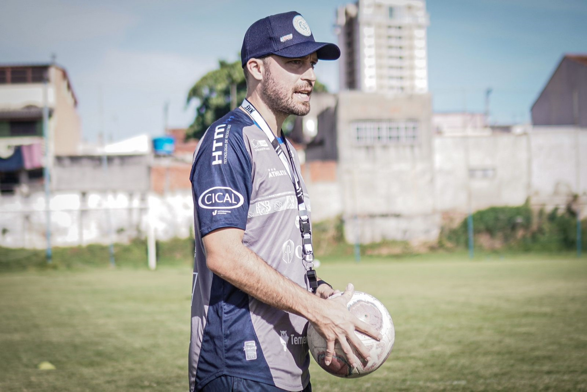 Bruno Formigoni ganha chance como auxiliar no São Bento