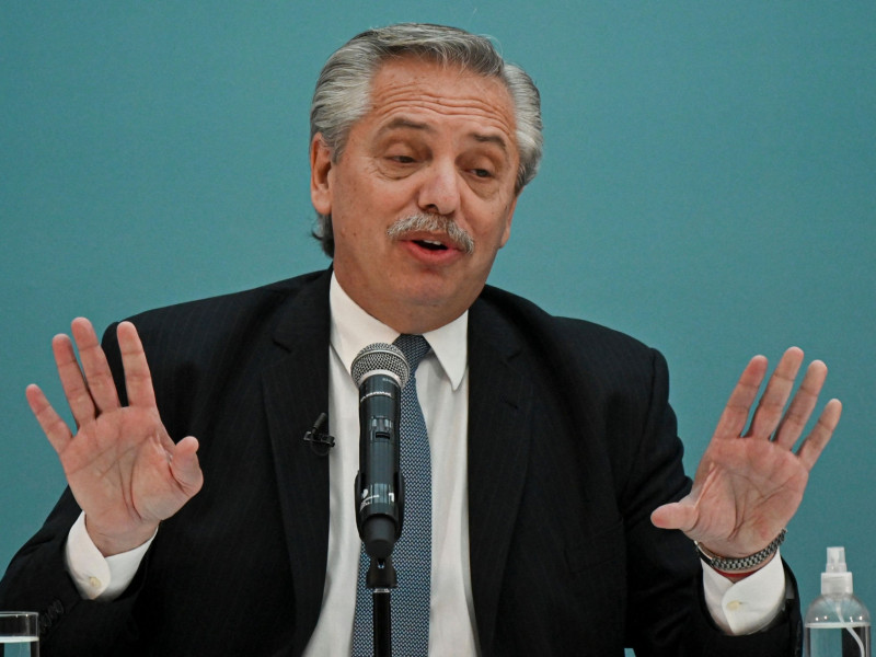 Na Argentina, Alberto Fernández anuncia que não concorrerá à reeleição