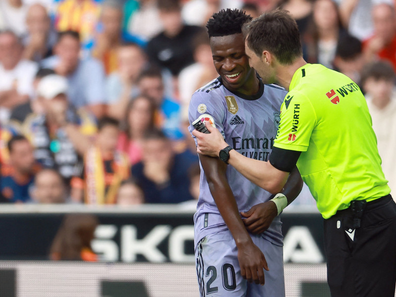 Vini Jr. ganha apoio após novo caso de racismo