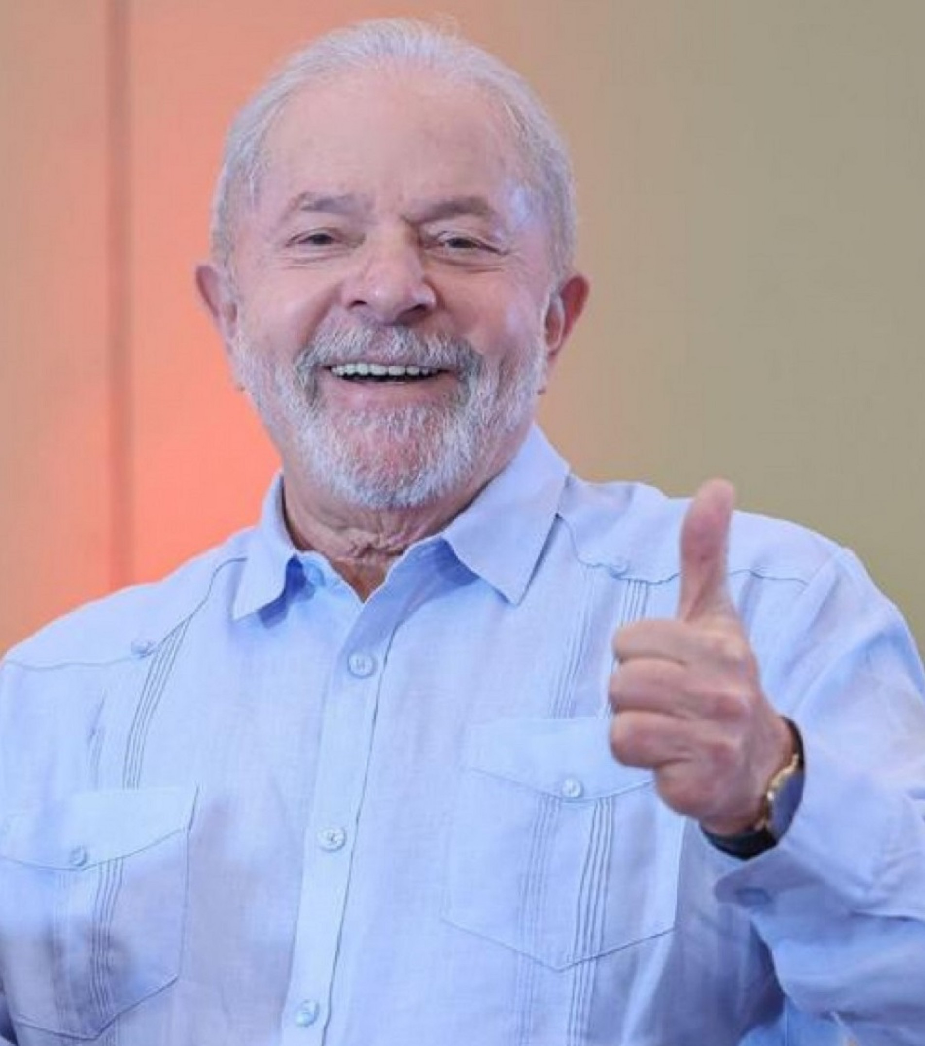 Por trás da máscara