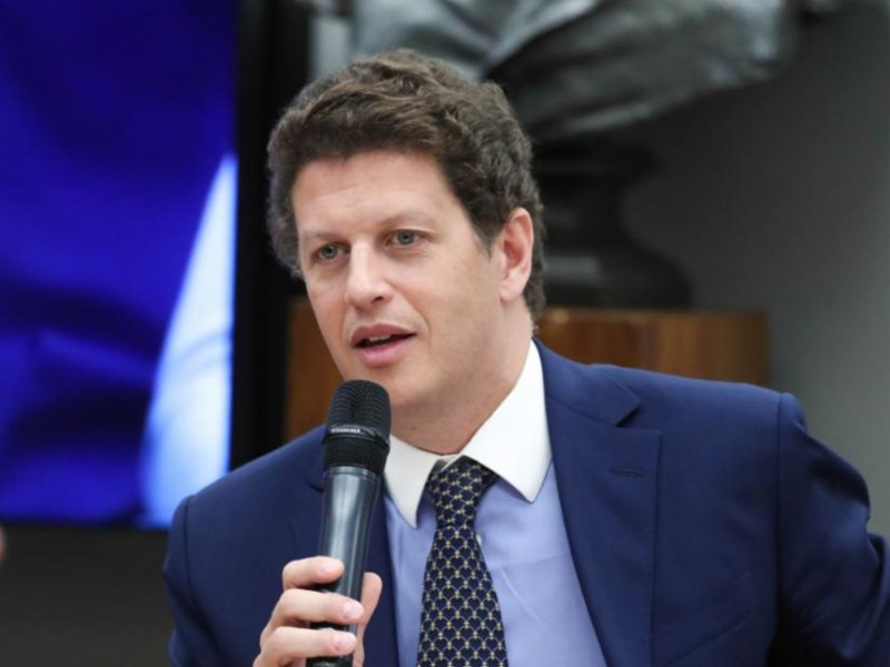 Fávaro e Salles batem boca na CPI do MST