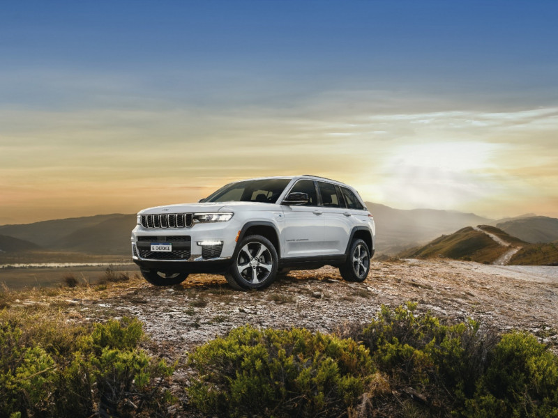 Jeep Grand Cherokee está de volta ao Brasil, mas como SUV híbrido
