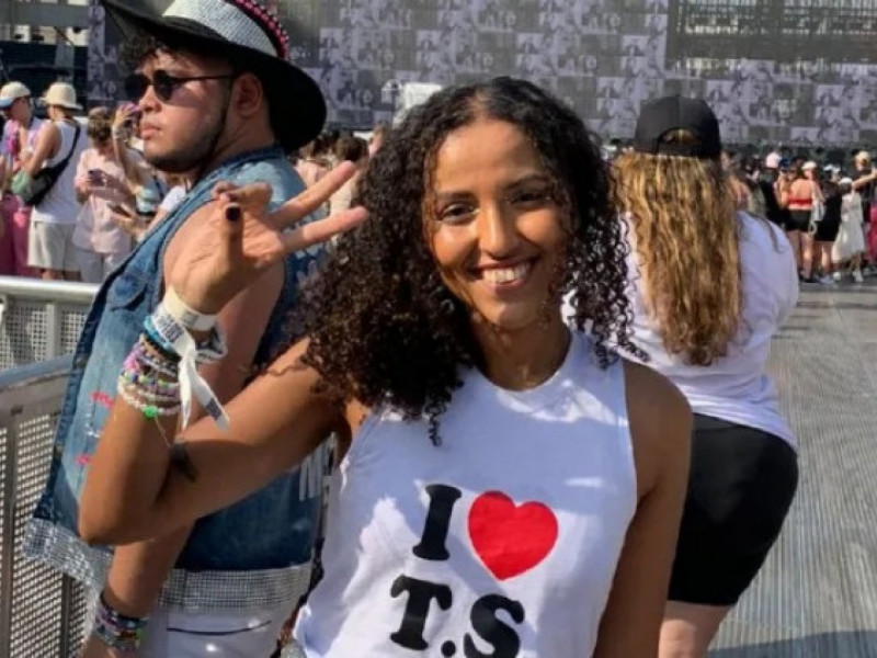 Corpo de Ana Benevides, morta no show de Taylor, é sepultado