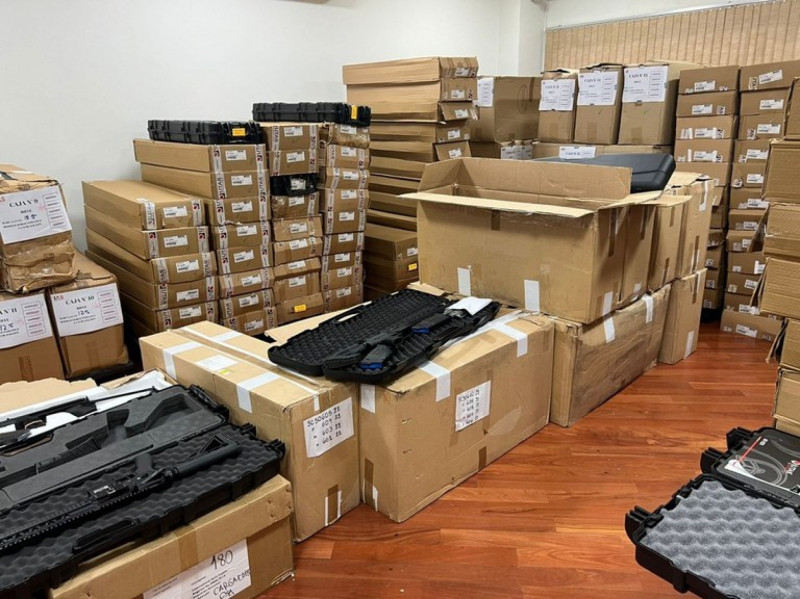 PF identifica líderes do PCC e do CV que compraram fuzis