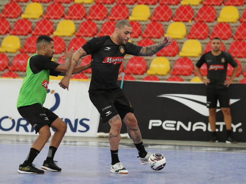 Magnus Futsal dá andamento à pré-temporada
