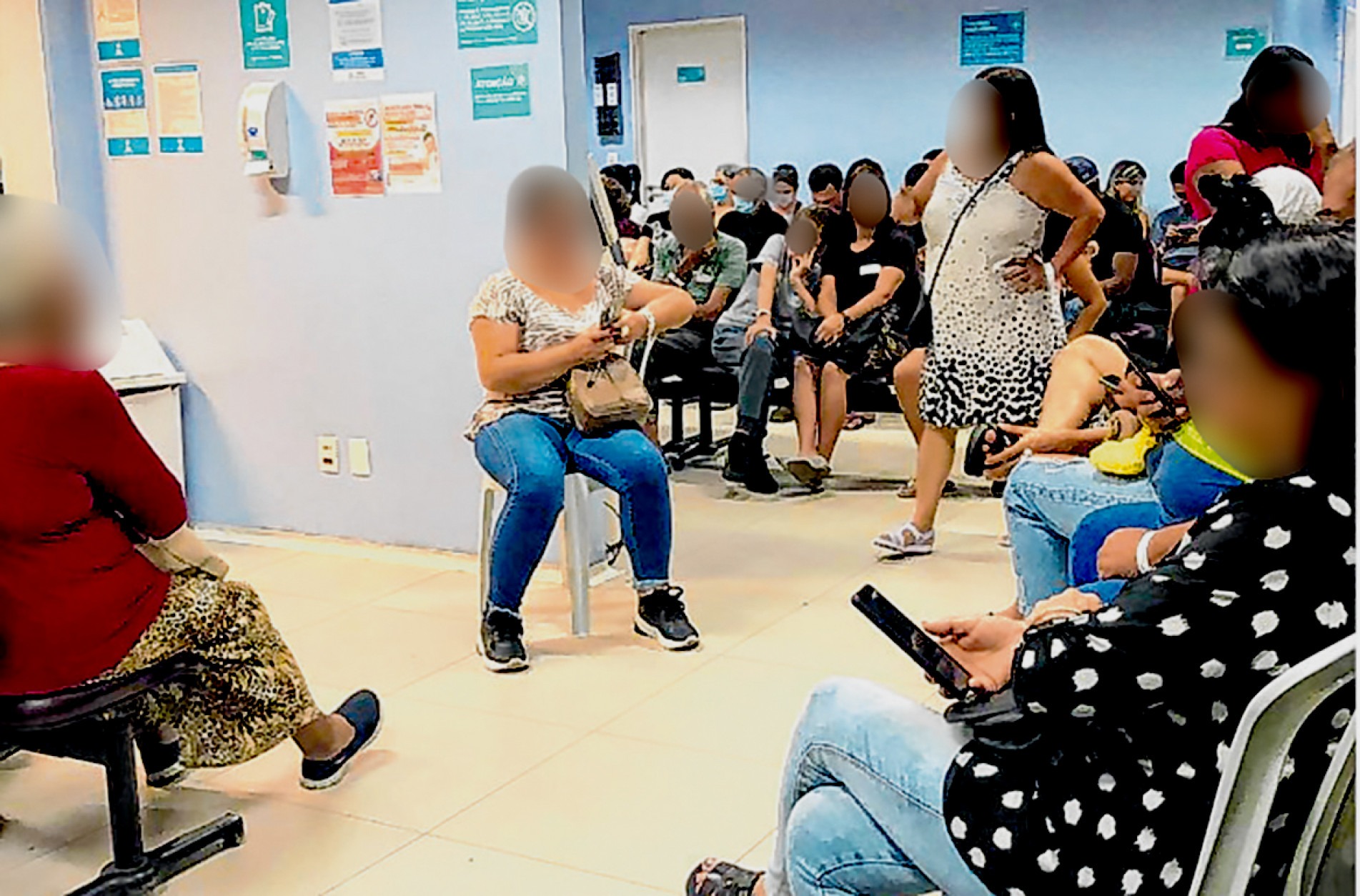 Aumento de casos de dengue causa demora no atendimento