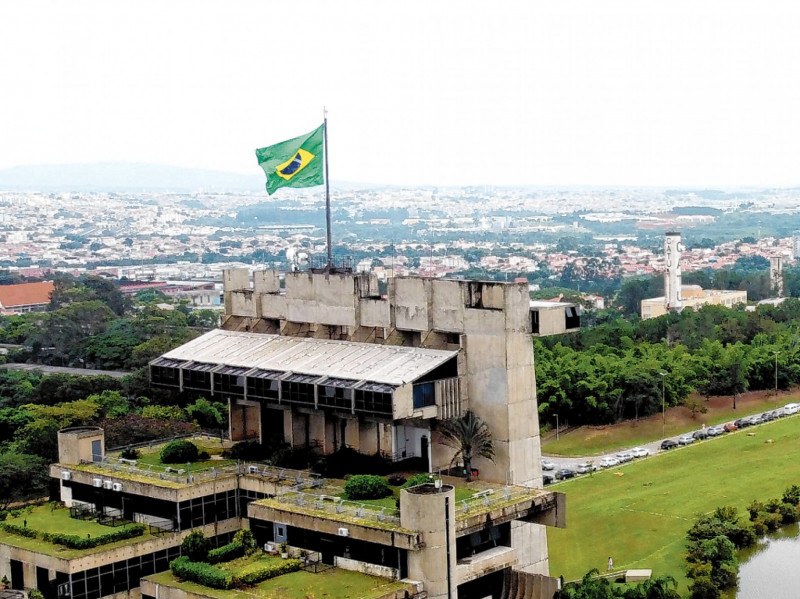 Qual é a função de um prefeito?