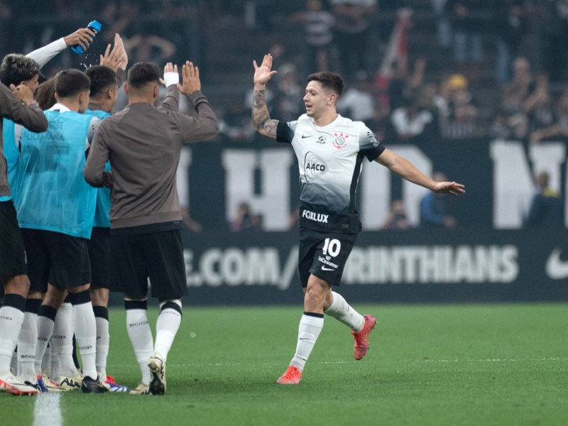 Corinthians supera Vitória com brilho de Garro e gol salvador no final ...