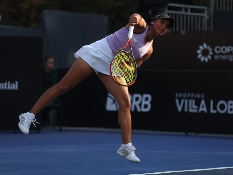 Naná Silva, de 15 anos, surpreende no SP Open e vence a 1ª partida em ...