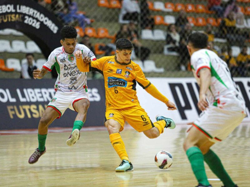 Magnus disputa vaga na semifinal com Nacional